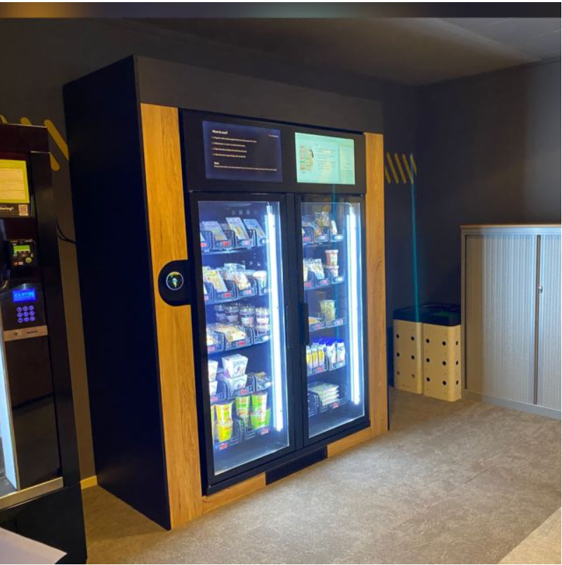 Double-Door Smart Vending Fridge in Netherlands